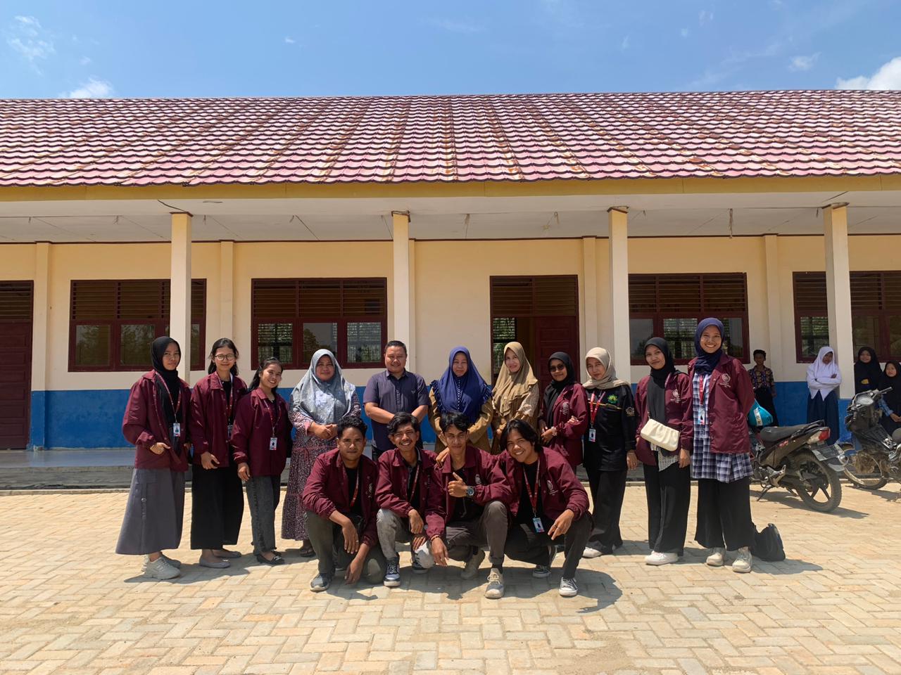 KKN Smart 43 UMRI Bersama Laskar Pelangi Lubuk Keranji Timur Kembangkan ...