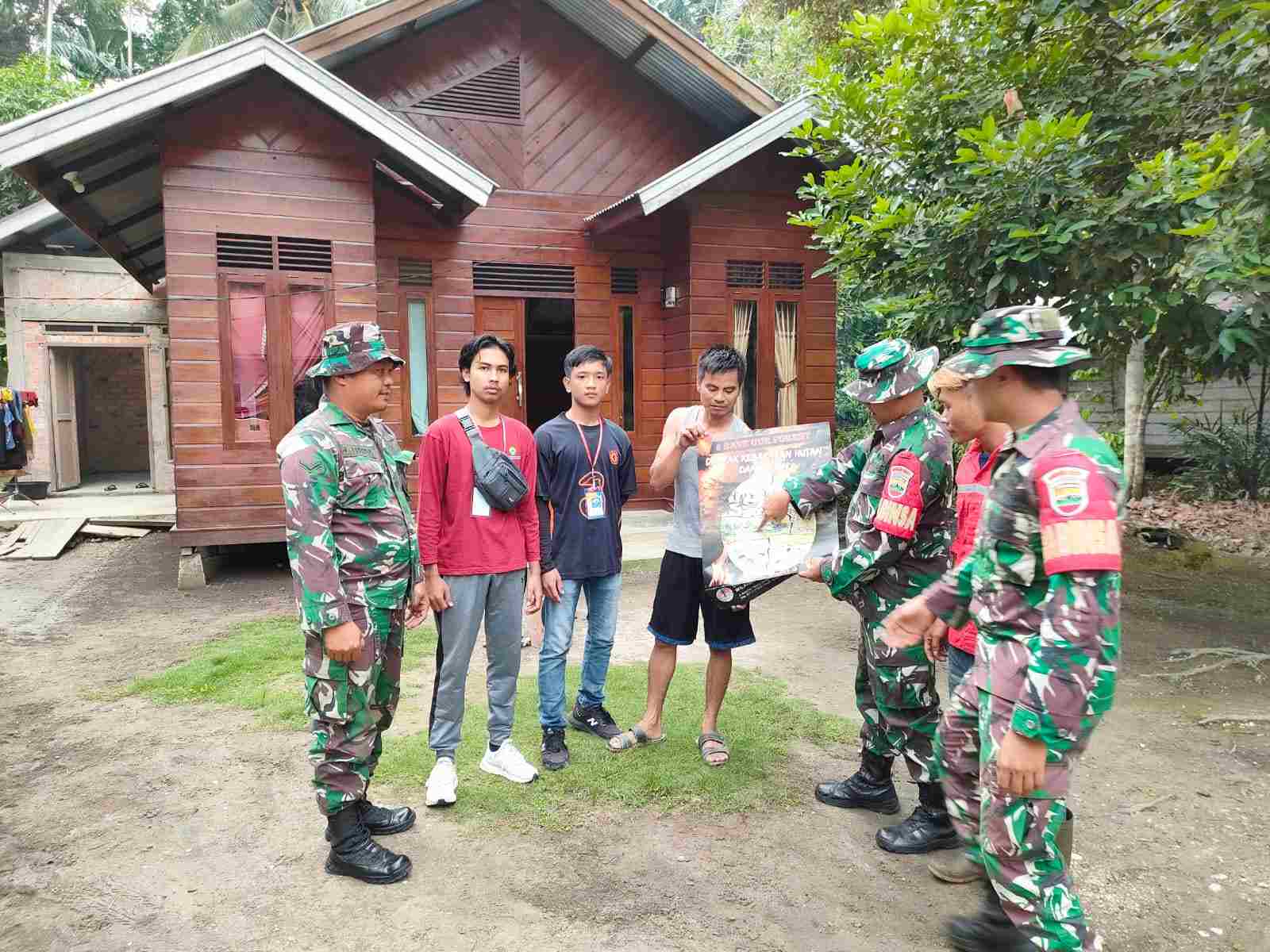 Mahasiswa Kukerta Unri 2023 Bersama Babinsa dan Masyarakat Peduli Api (Mpa) Gelar Sosialisasi ...