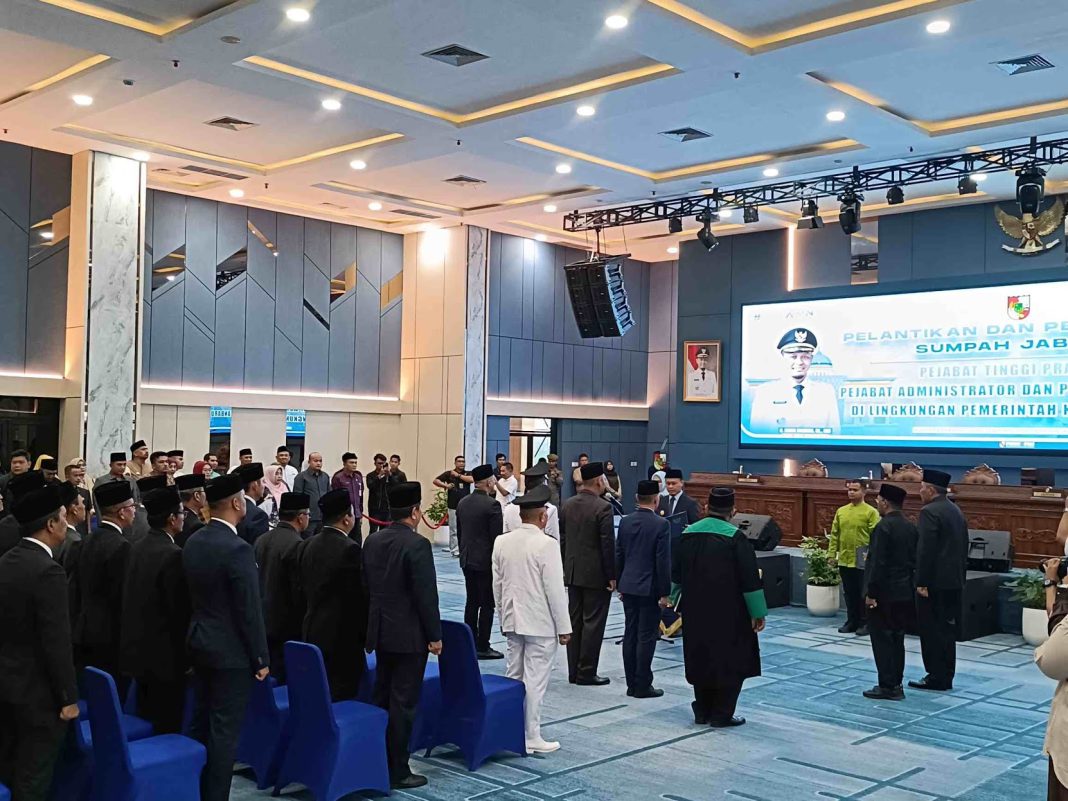 Wali Kota Pekanbaru Agung Nugroho Lantik 29 Pejabat, Ini Daftarnya ...